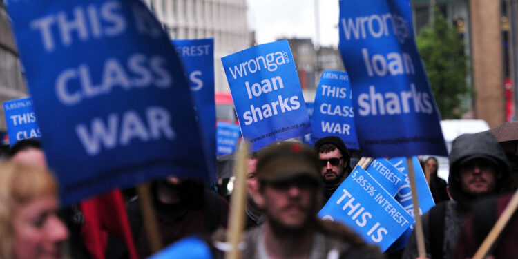 ℹ Wonga continúa causando 'daño de ultratumba'